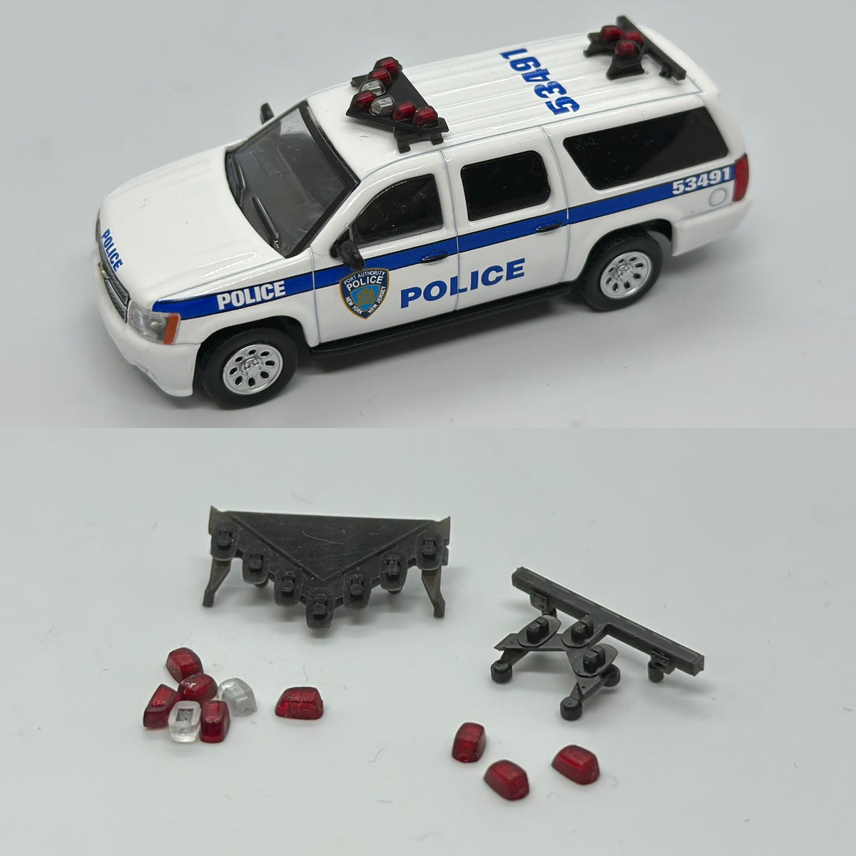 596 Model 1/64 Chevrolet Suburban - New York New Jersey Port Authority ...